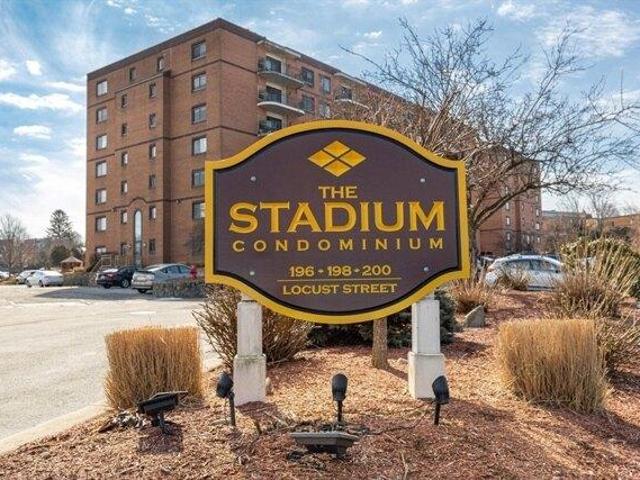 2 bedroom, Lynn MA 01904 102279250