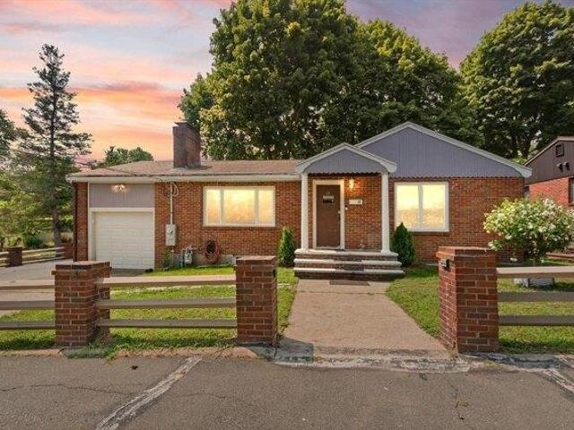 2 bedroom, Lynn MA 01904 105041246