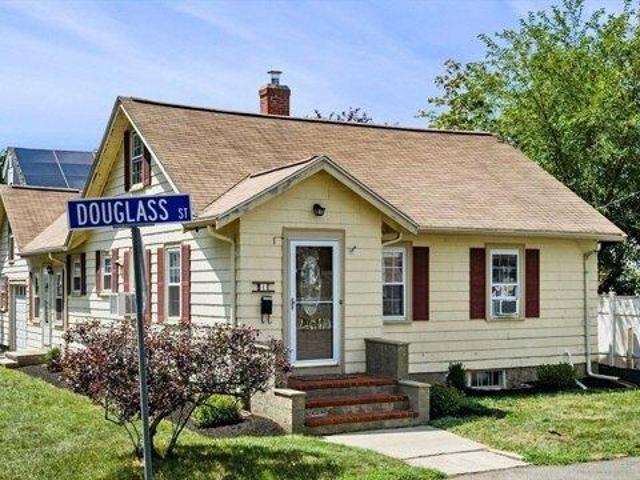 2 bedroom, Lynn MA 01904 105082176