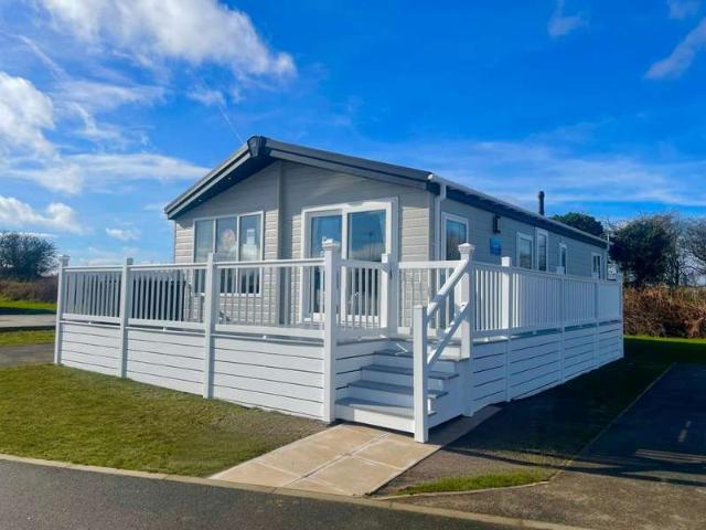 2 Bedroom Mobile Home