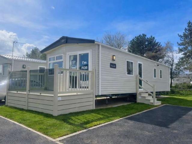 2 Bedroom Mobile Home