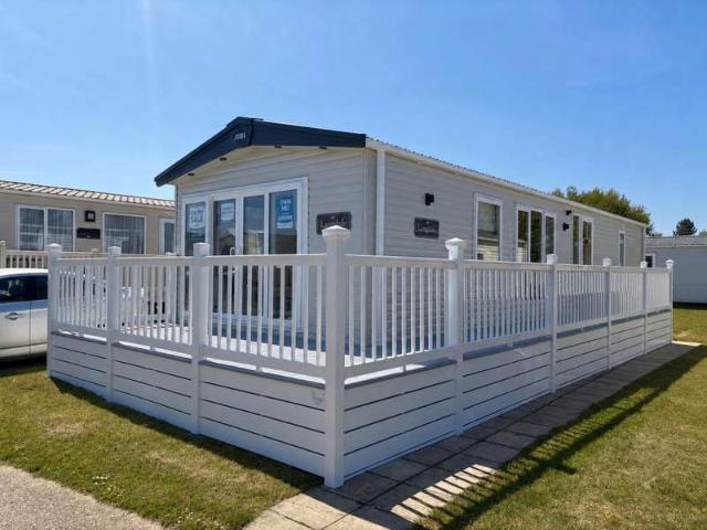 2 Bedroom Mobile Home