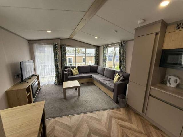 2 Bedroom Mobile Home