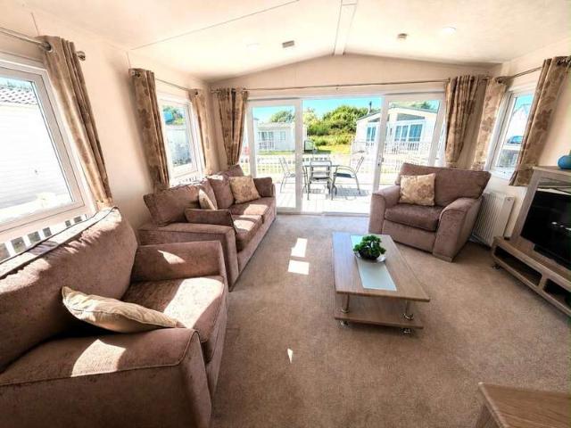 2 Bedroom Mobile Home