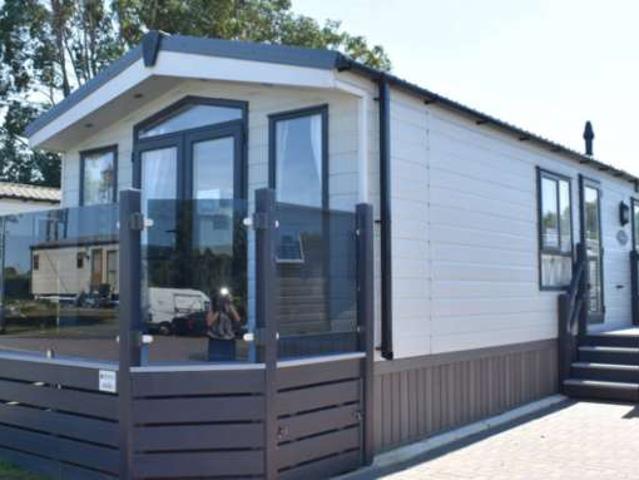 2 Bedroom Mobile Home