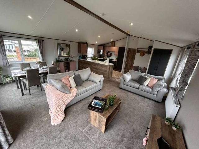 2 Bedroom Mobile Home