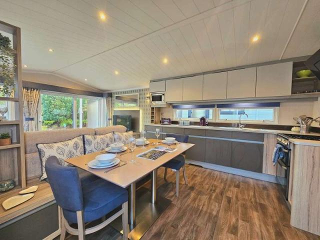 2 Bedroom Mobile Home