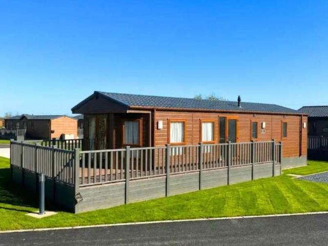 2 Bedroom Mobile Home