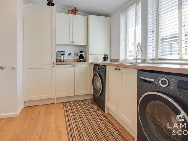2 Bedroom Park Home Mobile Home