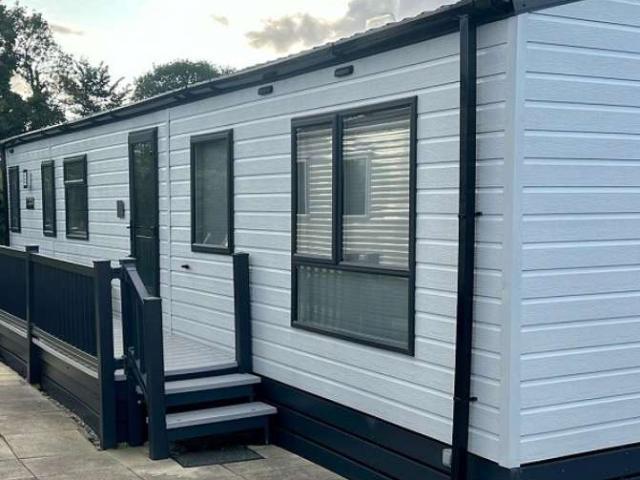 2 Bedroom Mobile Home