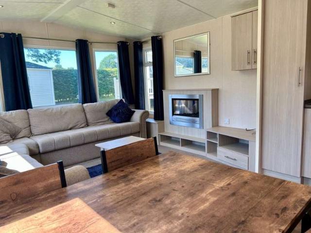 2 Bedroom Mobile Home