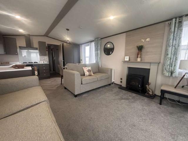 2 Bedroom Mobile Home