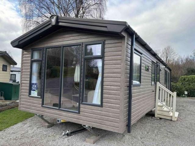 2 Bedroom Mobile Home