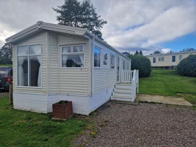 2 Bedroom Mobile Home