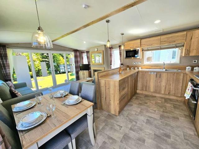 2 Bedroom Mobile Home