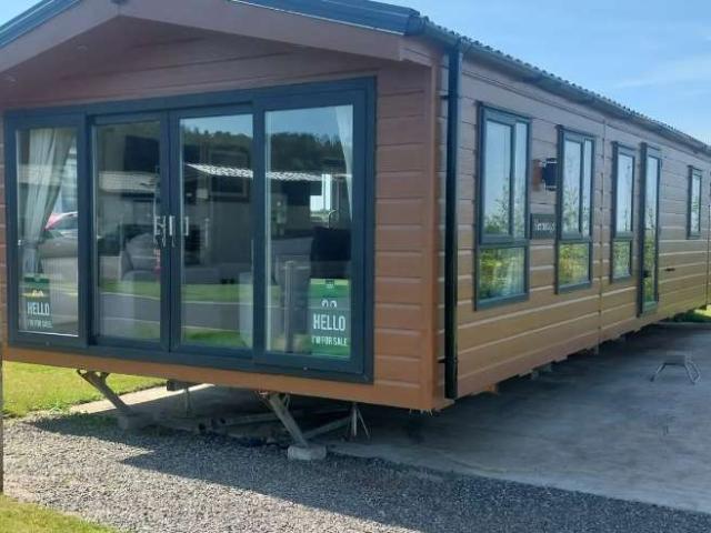 2 Bedroom Mobile Home