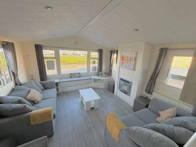 2 Bedroom Mobile Home