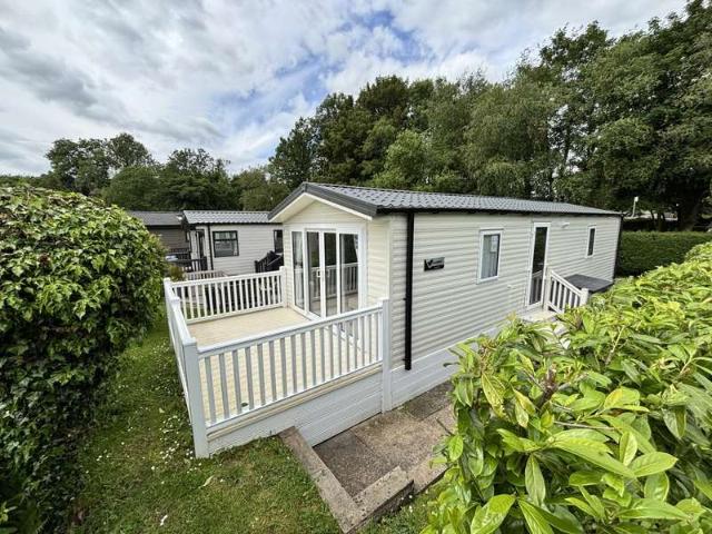 2 Bedroom Mobile Home