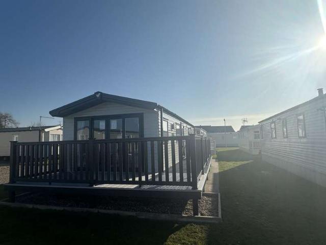 2 Bedroom Mobile Home