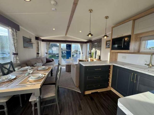 2 Bedroom Mobile Home