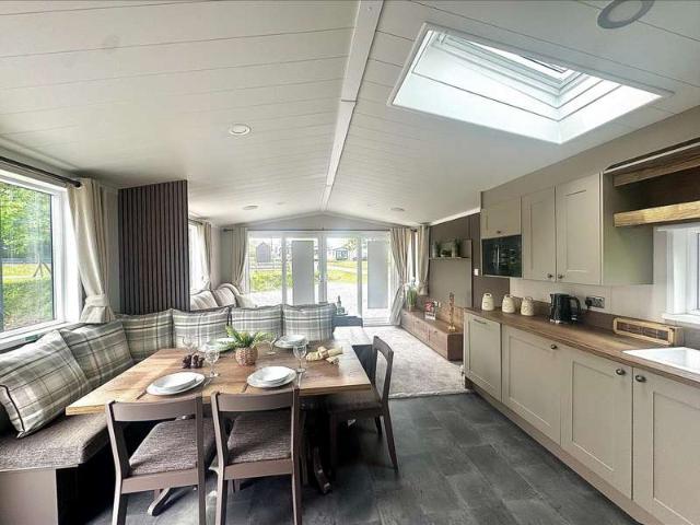 2 Bedroom Mobile Home