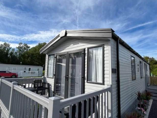2 Bedroom Mobile Home