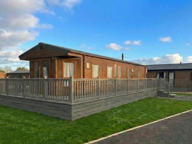 2 Bedroom Mobile Home