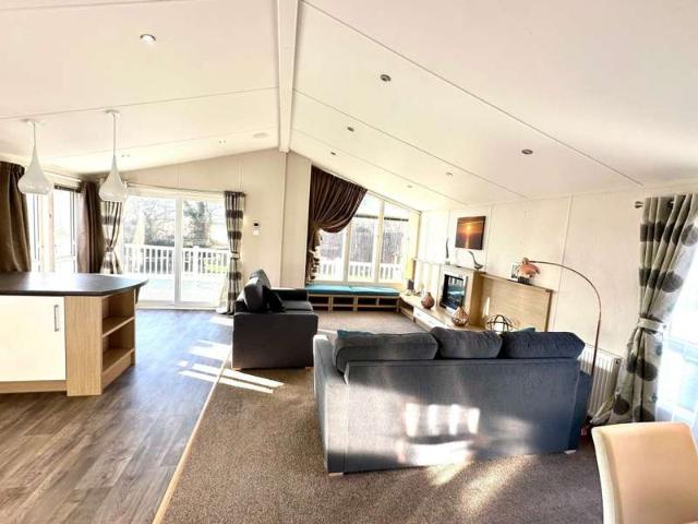 2 Bedroom Mobile Home