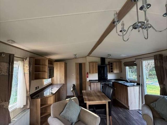 2 Bedroom Mobile Home