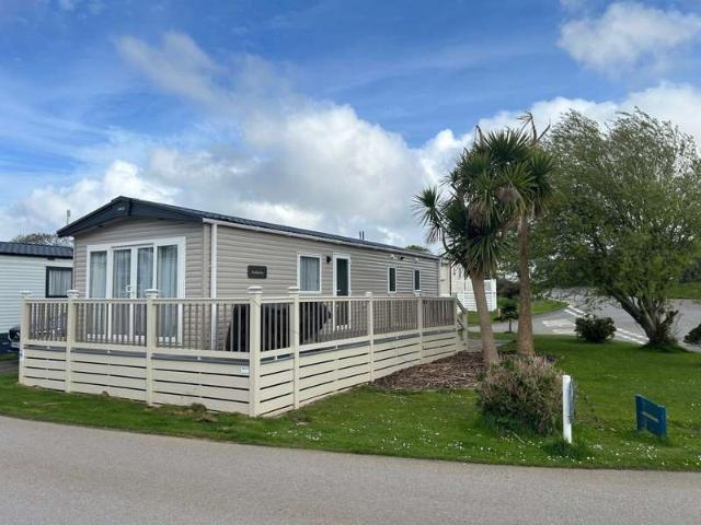 2 Bedroom Mobile Home