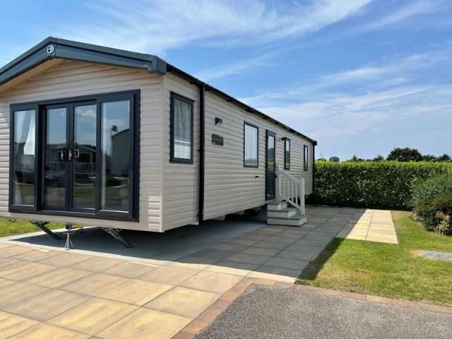 2 Bedroom Mobile Home