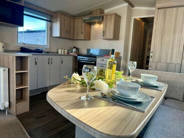 2 Bedroom Mobile Home