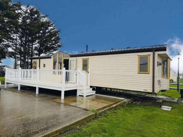 2 Bedroom Mobile Home