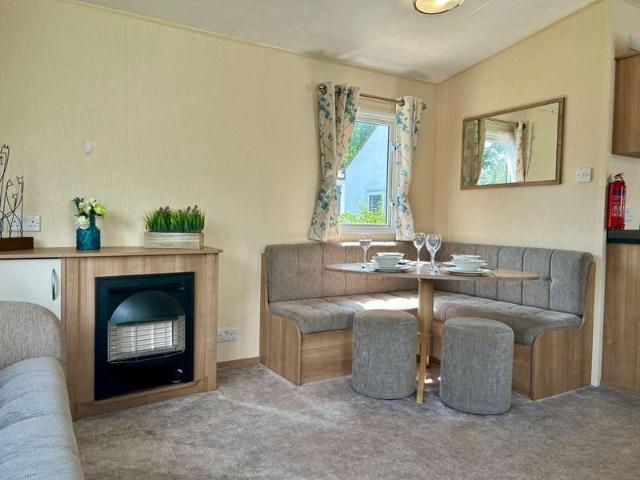 2 Bedroom Mobile Home