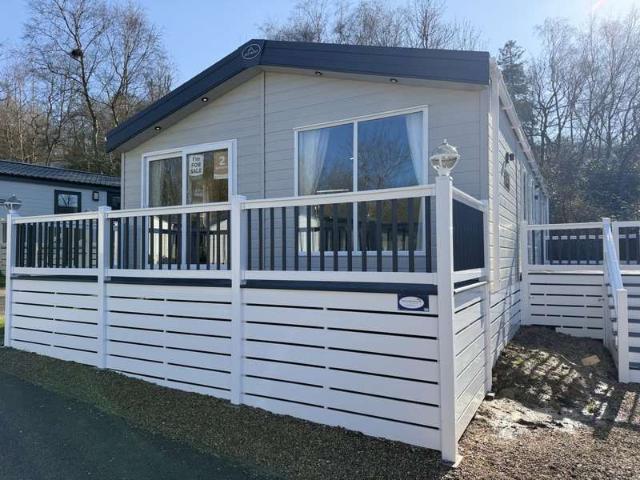 2 Bedroom Mobile Home
