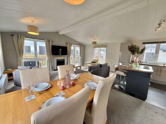 2 Bedroom Mobile Home