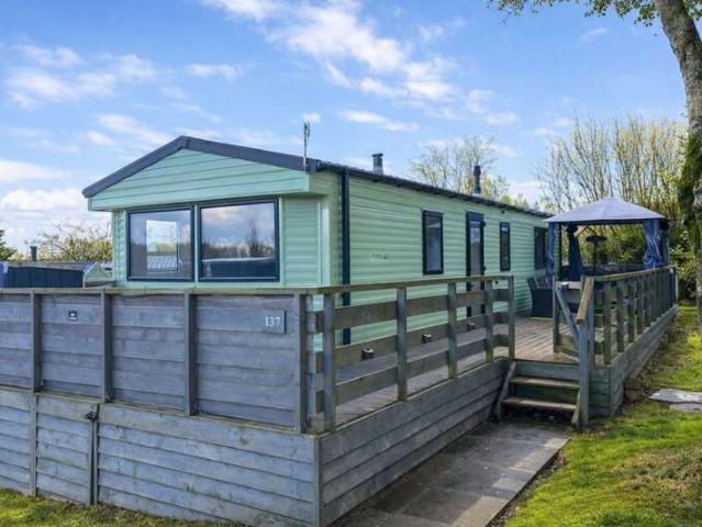2 Bedroom Mobile Home