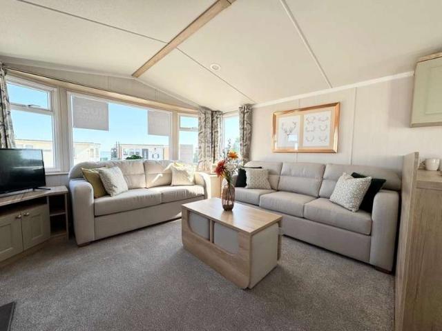 2 Bedroom Mobile Home