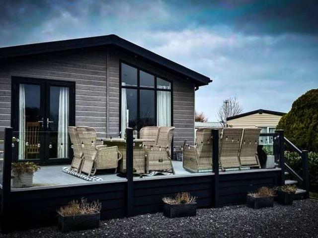 2 Bedroom Mobile Home