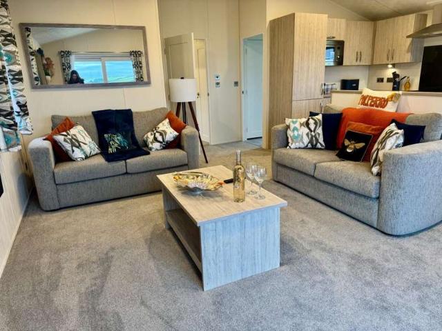 2 Bedroom Mobile Home