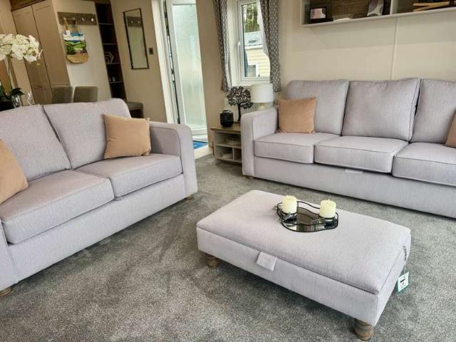 2 Bedroom Mobile Home