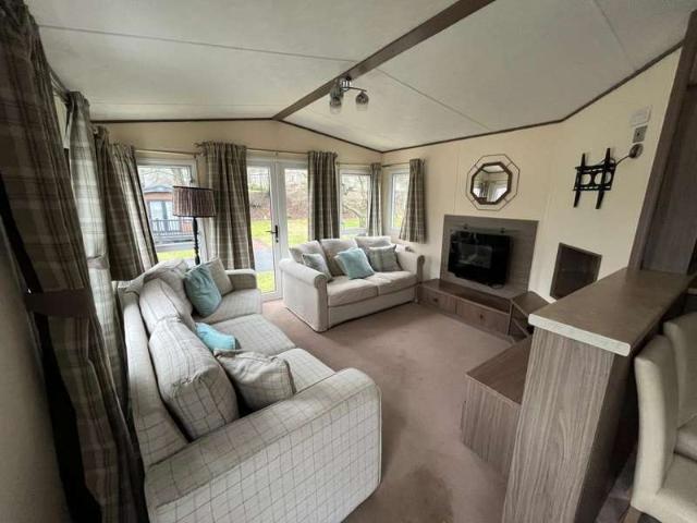 2 Bedroom Mobile Home