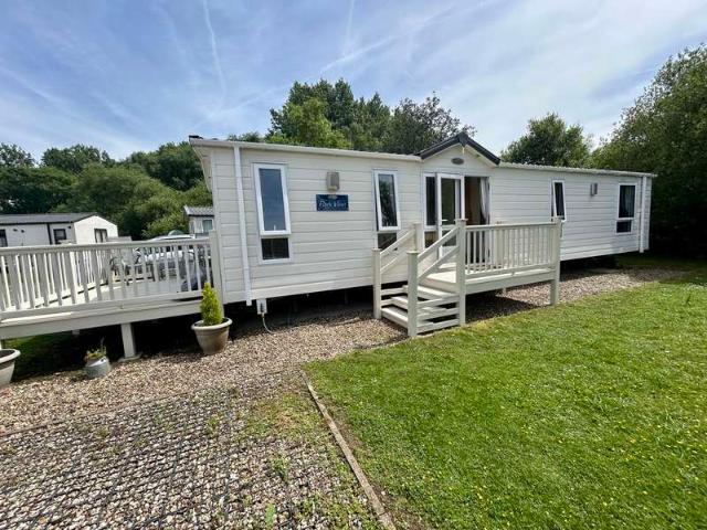 2 Bedroom Mobile Home
