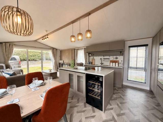 2 Bedroom Mobile Home
