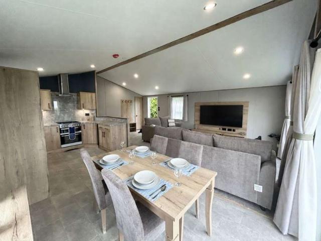 2 Bedroom Mobile Home