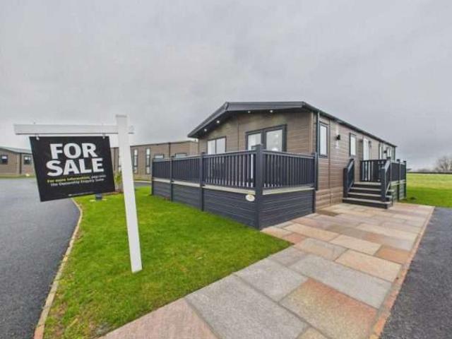 2 Bedroom Mobile Home