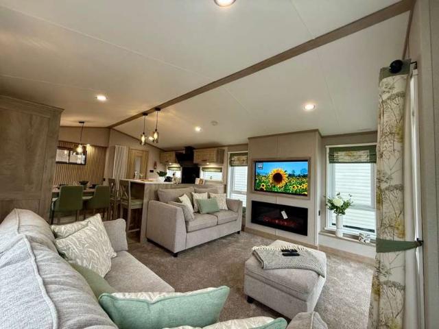 2 Bedroom Mobile Home