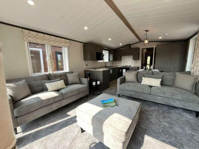 2 Bedroom Mobile Home