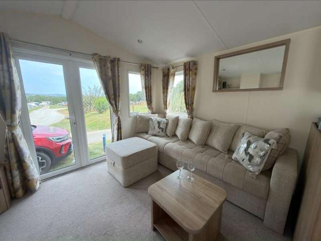 2 Bedroom Mobile Home