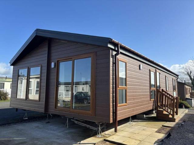 2 Bedroom Mobile Home